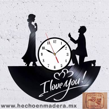 Reloj Amor Pareja comprometiendose 1317 – www.hechoenmadera.com