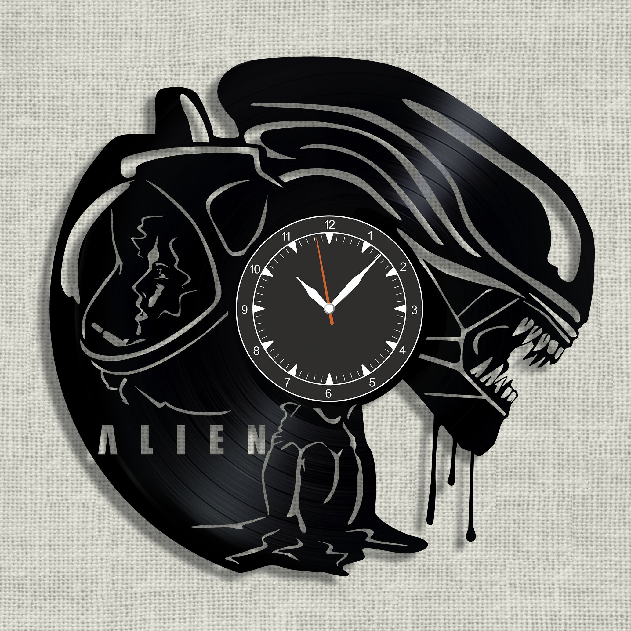 Reloj Alien Cabeza, Sigourney y Ovomorph 1747 – www.hechoenmadera.com